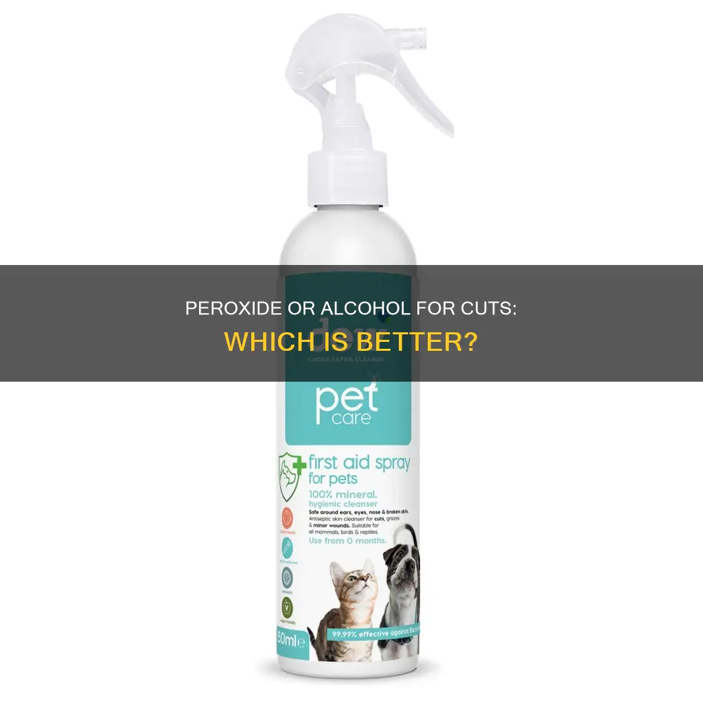 Peroxide Or Alcohol For Cuts: Which Is Better? | CyAlcohol